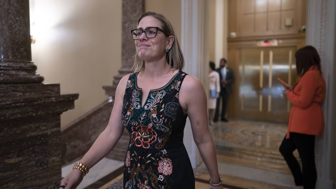 Sinema bajo demanda: romance secreto, guardaespaldas y un matrimonio ...